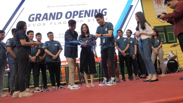 EVOS Esports Buka Toko Merchandise Pertamanya di Jakarta | kumparan.com