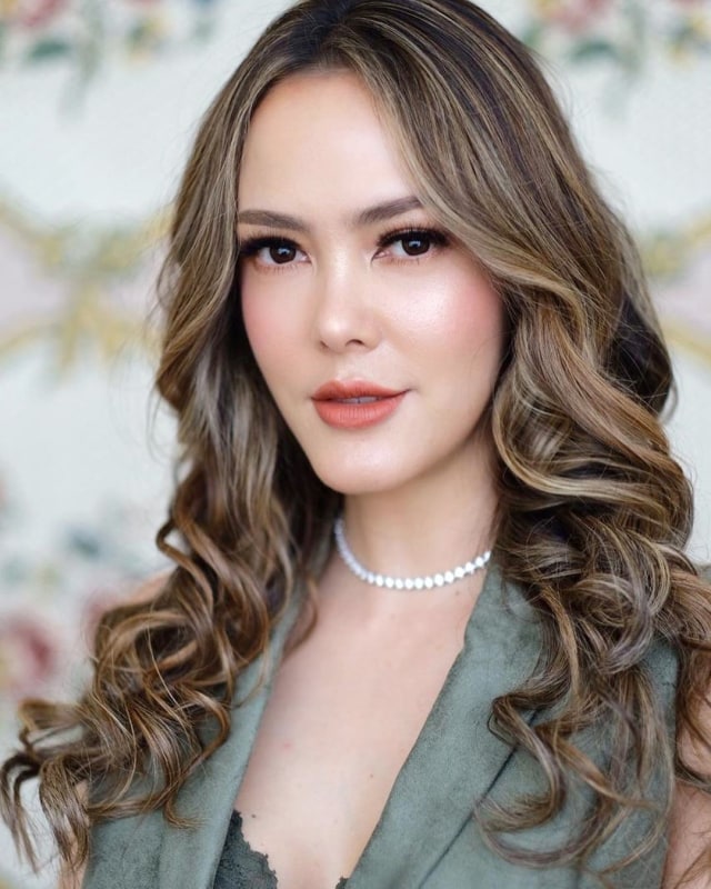 Fokus Berbisnis, Cathy Sharon Tak Sepenuhnya Tinggalkan Dunia Akting ...