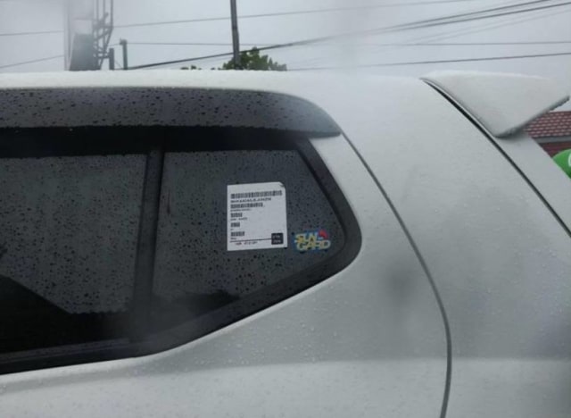 Ada Stiker Barcode Pada Mobil Baru, Boleh Dilepas atau Tidak ...