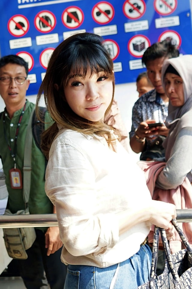 Gisella Anastasia Akhirnya Buka Suara soal Video Syur Mirip Dirinya yang Viral | kumparan.com