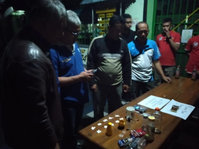 Razia di Lapas Kediri, Sabu Hingga Ratusan Pil Double L Ditemukan ...