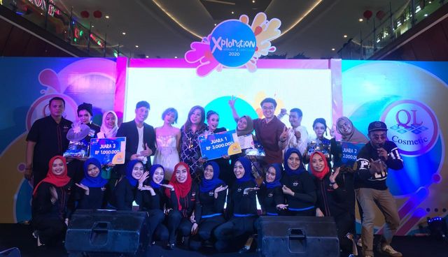 Generasi Milenial di Pontianak Antusias Ikut Lomba Make Up | kumparan.com