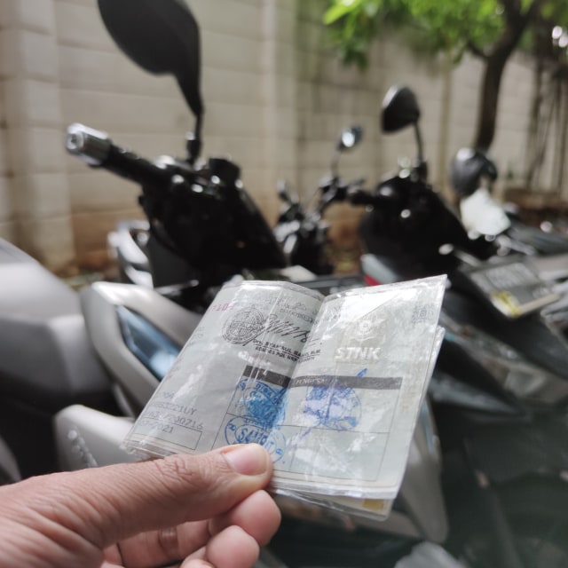 Arti STNK Only saat Membeli Kendaraan dan Cara Mewaspadai Keamanannya | kumparan.com