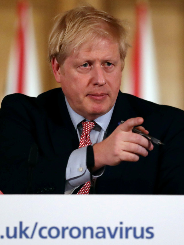 Doa Trump dan Macron untuk PM Inggris Boris Johnson yang Dirawat di ICU ...