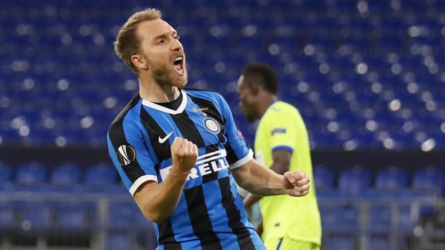 Christian Eriksen Sudah Bisa Kembali Bermain, tapi Dilarang Merumput di ...