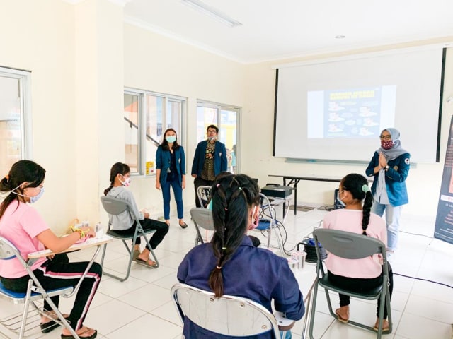Mahasiswi KKN 'Pulang Kampung' UNDIP Ajak Anak-Anak Rusun Cegah ...
