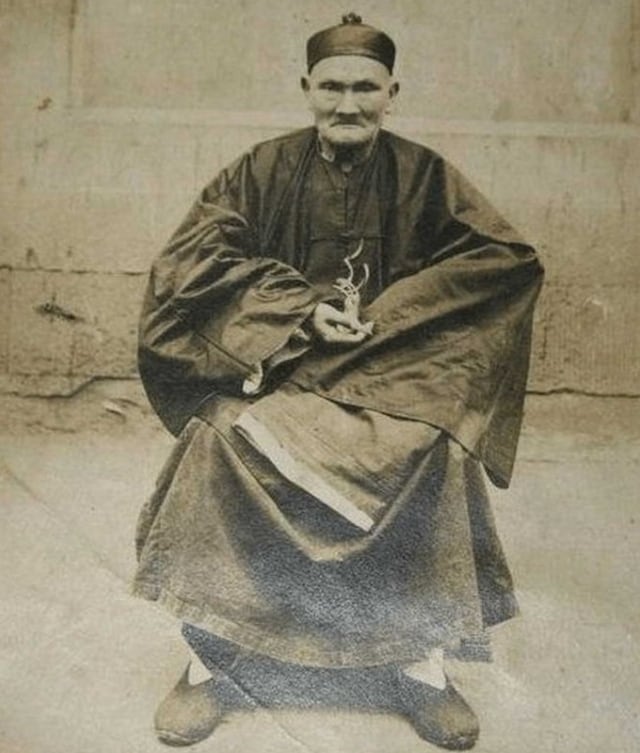 Kisah Li Ching-Yuen, Pria Tertua di Dunia yang Hidup hingga 256 Tahun ...