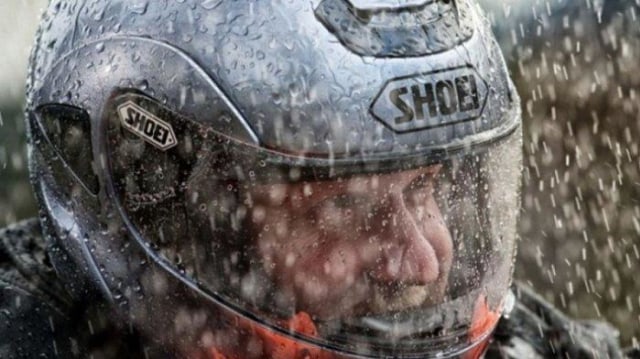 6 Rekomendasi Helm yang Cocok untuk Motor Vario | kumparan.com