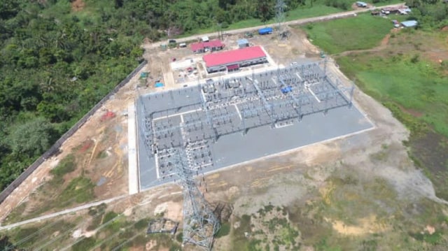 PLN Induk Papua Uji Coba SUTT 150 kV Sorong | kumparan.com