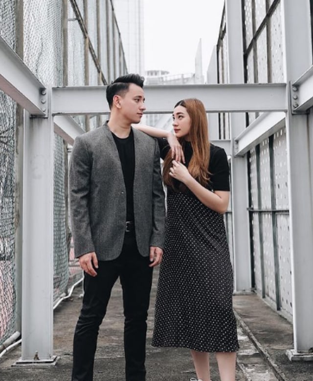 pacar billy davidson