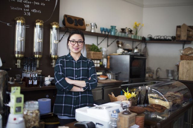 Alasan Pentingnya Mendaftarkan Merek Usaha | kumparan.com