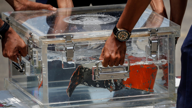 KNKT: Suara Kapten Pilot Tak Terekam di CVR Sriwijaya Air SJ- 182 ...