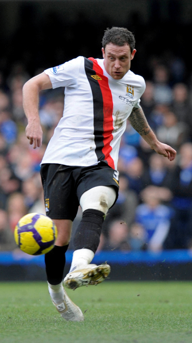 Kisah Wayne Bridge, Legenda Man City yang Kini Jadi Instruktur ...