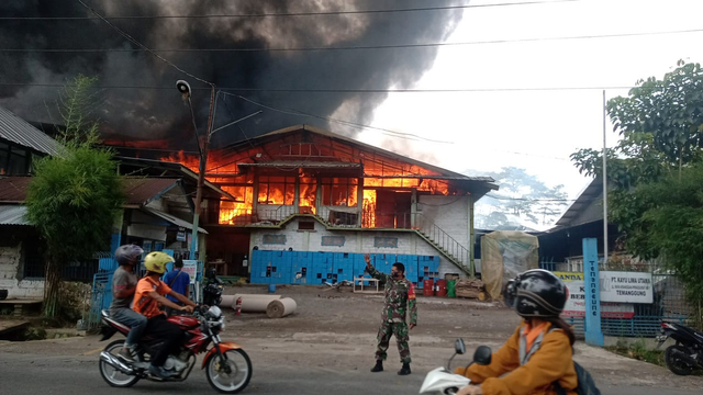 8 Rumah dan 1 Pabrik di Temanggung Dilanda Kebakaran dalam Sehari ...