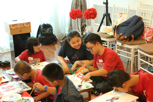 Carys Cares, Organisasi Indonesia yang Raih Penghargaan Diana Awards ...