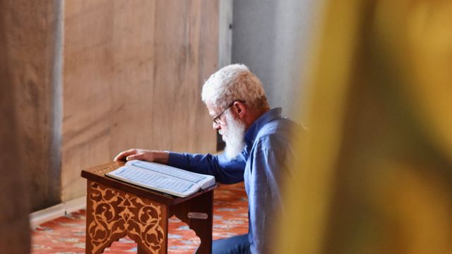 5 Keutamaan dan Balasan Bagi Orang yang Sabar dalam Islam | kumparan.com