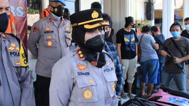 Polisi Periksa 17 Saksi di Kasus Tewasnya Tuti-Amalia dalam Alphard | kumparan.com