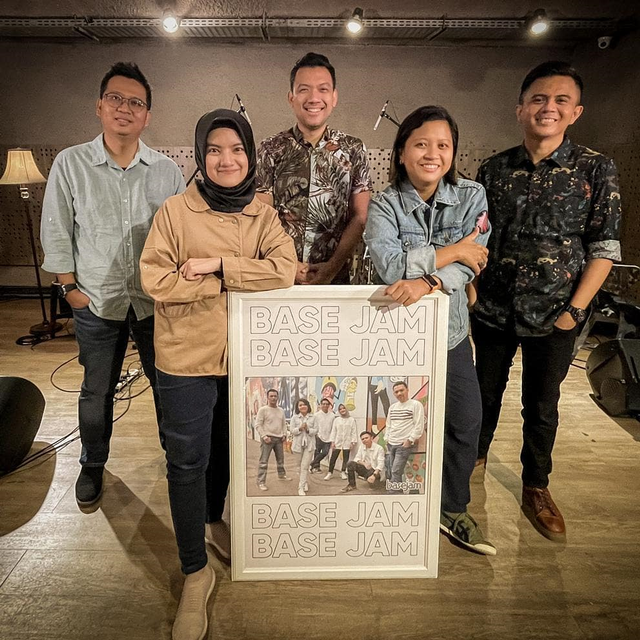 Base Jam Rilis Single Salah Suka dengan Formasi Terkini | kumparan.com