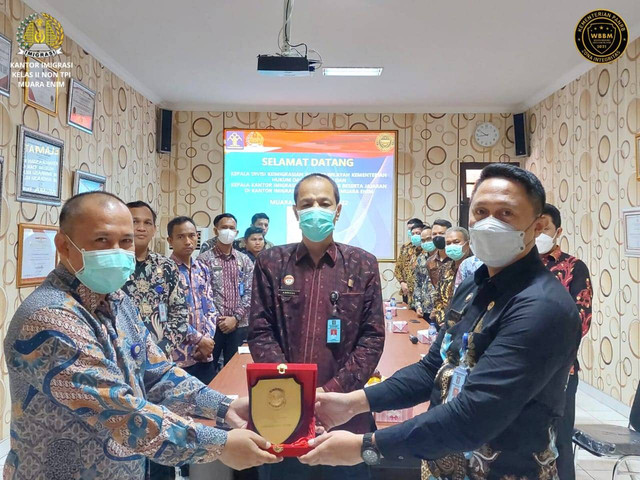 Imigrasi Muara Enim Terima Kunjungan Studi Tiru Tim Imigrasi Jambi ...