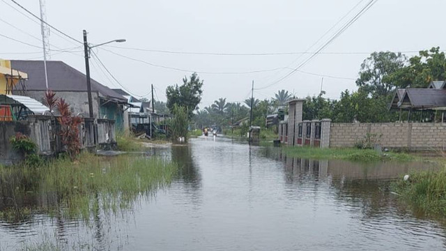 Banjir di Pangkalan Bun Jadi yang Terparah dalam 30 Tahun | kumparan.com