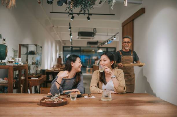 6 Cafe Terdekat dari UGM untuk Nongkrong dan Nugas | kumparan.com