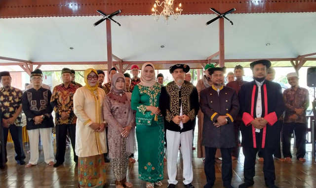 Sultan Ternate Kukuhkan Sangaji dan Kapita Jawa | kumparan.com