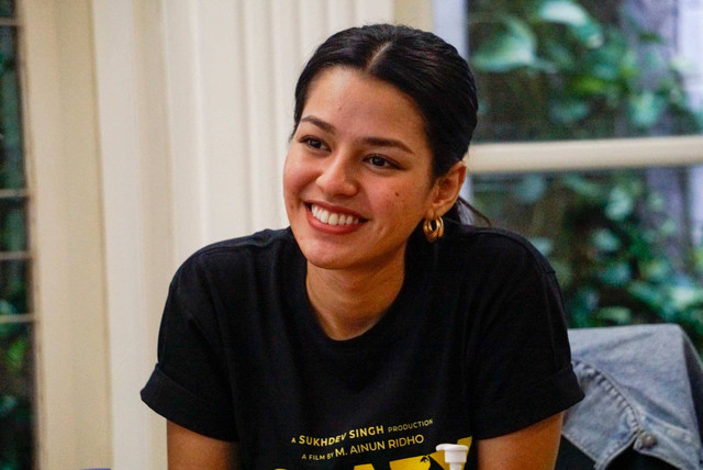 Pengalaman Menyenangkan Susan Sameh Syuting Crazy Stupid Love: Naik Bus ...