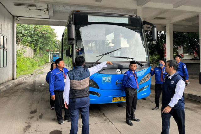 Perum PPD Merger dengan Perum Damri, Begini Skemanya | kumparan.com