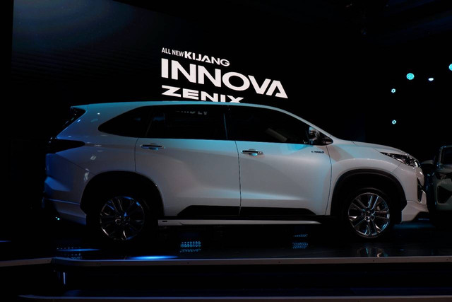 Foto: Ubahan Baru di All New Toyota Kijang Innova Zenix | kumparan.com