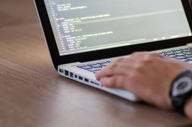 Cara Bikin Aplikasi Mobile Pakai Program Android Studio | kumparan.com