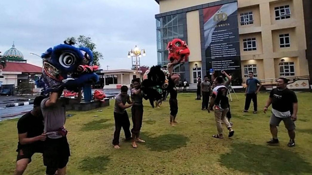 Liong Barongsai Polresta Solo Akan Ikut Meriahkan Keseruan Imlek di ...