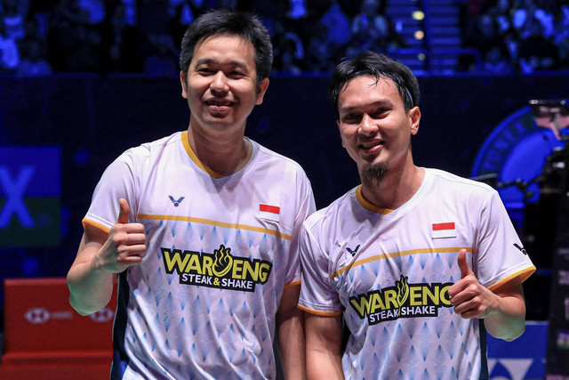 Cerita Bos Waroeng Steak & Shake: Dari Ngefans hingga Sponsori Hendra/Ahsan | kumparan.com