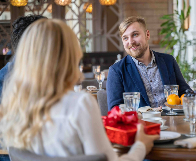 Mengenal Macam-macam Ekstrovert beserta Cirinya | kumparan.com