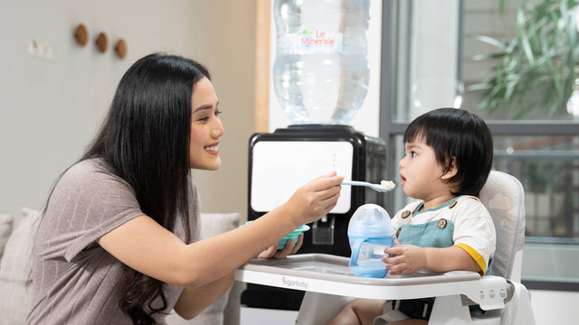 Moms, Ini Bahayanya Jika Pakai Produk Tanpa Label BPA Free | kumparan.com
