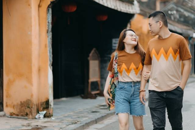 Memahami Arti PJ dalam Pacaran Anak Muda Zaman Sekarang | kumparan.com