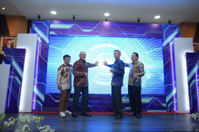 Terus Bertransformasi dan Berinovasi Dalam Pelayanan, PLN Kalbar ...