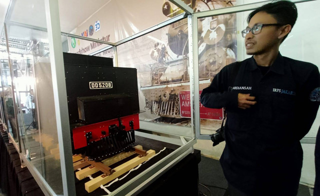 Mengenal Lokomotif DD52, Kereta Uap Terbesar yang Pernah Beroperasi di ...