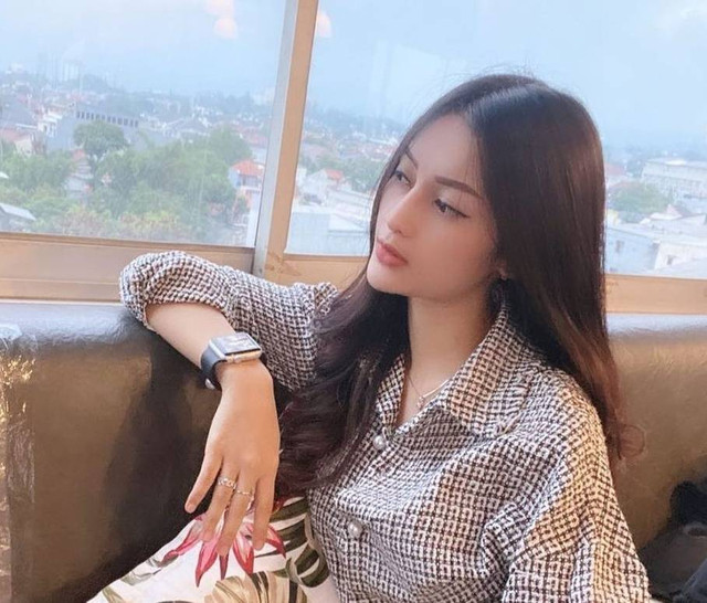 Nari Erotis untuk Promosikan Judi Online, Nadzila Selebgram Bandung Ditangkap | kumparan.com