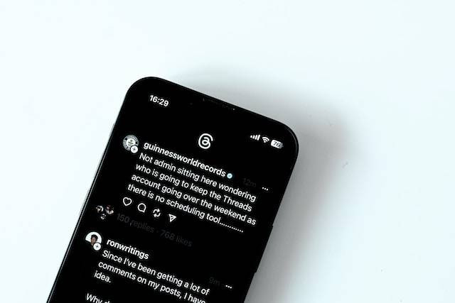 12 Kata-Kata Threads Lucu tentang Cinta | kumparan.com