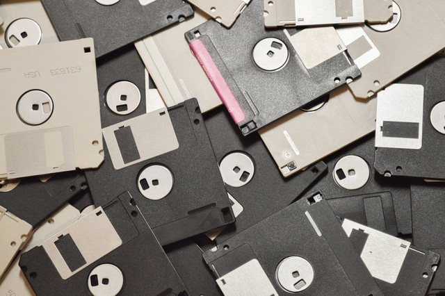floppy disk artinya