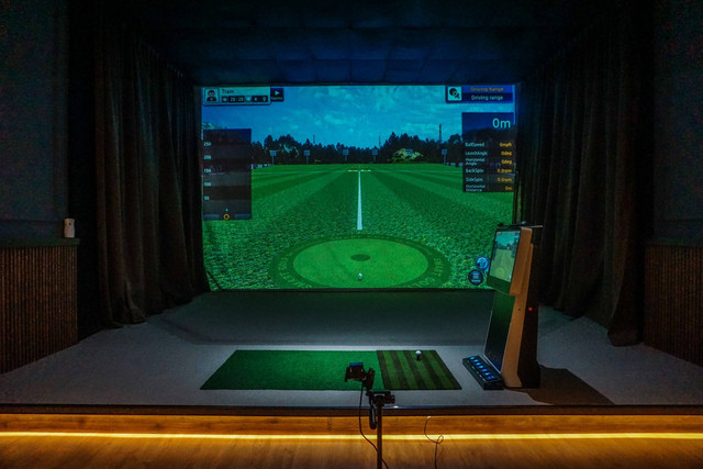 SIM Simulator Golf Academy, Solusi Main Golf Nyaman di Tengah Kota ...