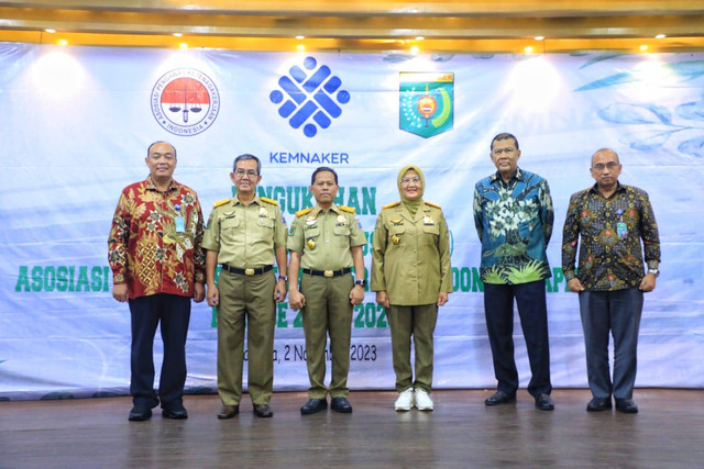 Kemnaker Lantik DPP APKI Periode 2023-2026 | kumparan.com