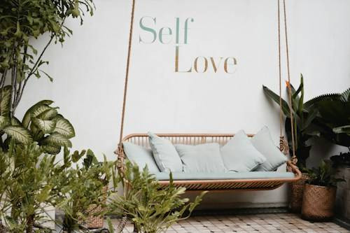 20 Quotes tentang Self-Love yang Penuh Semangat dan Inspirasi ...