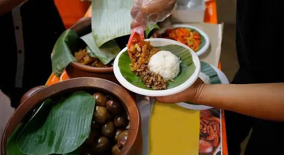 Gudeg Yu Djum, Kuliner Legendaris Jogja yang Wajib Dicoba | kumparan.com