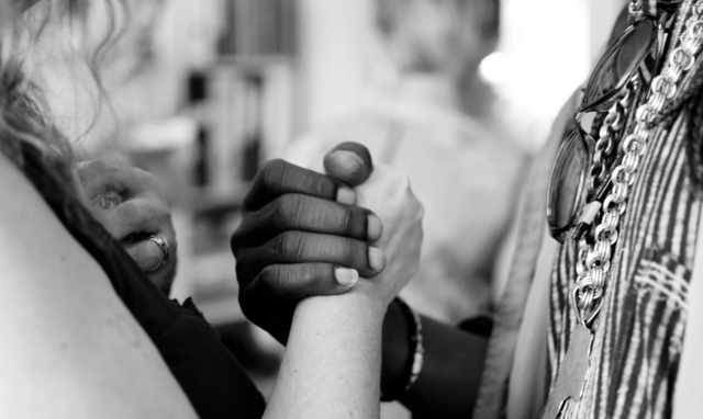 6 Contoh Keanekaragaman Gen pada Manusia | kumparan.com