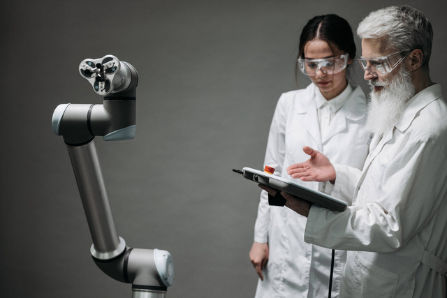 Robot Dokter Bedah: Operasi Tanpa Sentuhan, Masa Depan Medis Tiba ...