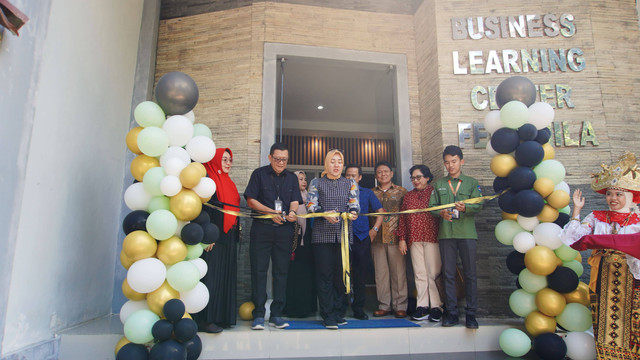 Grand Opening Kopma Universitas Lampung Cabang FEB, Ruangan Full AC ...