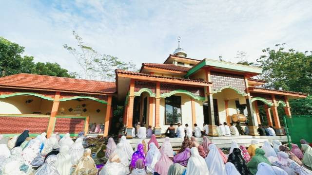 Kerendahan Hati dalam Harmoni Penuh Kedamaian | kumparan.com