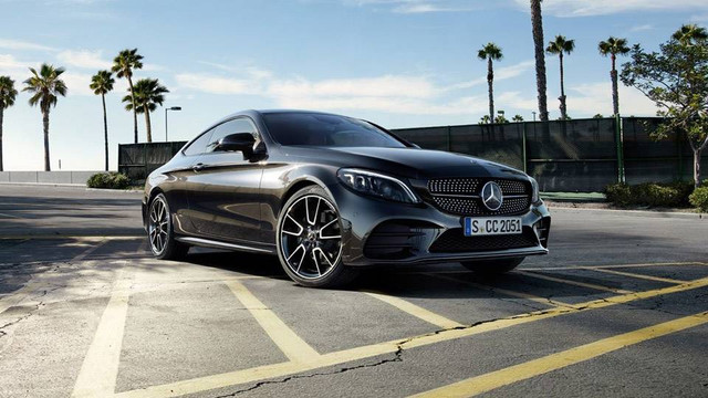 Mobil RWD Apa Saja? Ini Daftarnya di Indonesia | kumparan.com