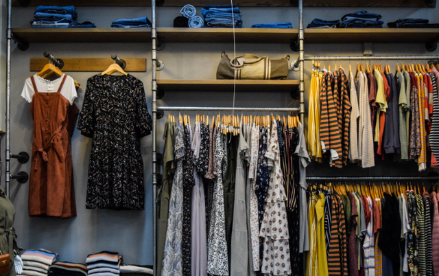 Cargo Factory Outlet, Tempat Belanja Limited Edition dan Harga ...